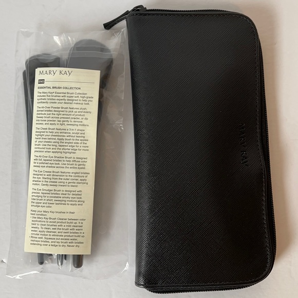 Mary Kay | Makeup | Nib Mary Kay Essential Brush Collection | Poshmark